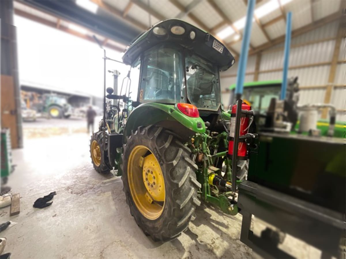 John Deere 5090R - Drummond & Etheridge