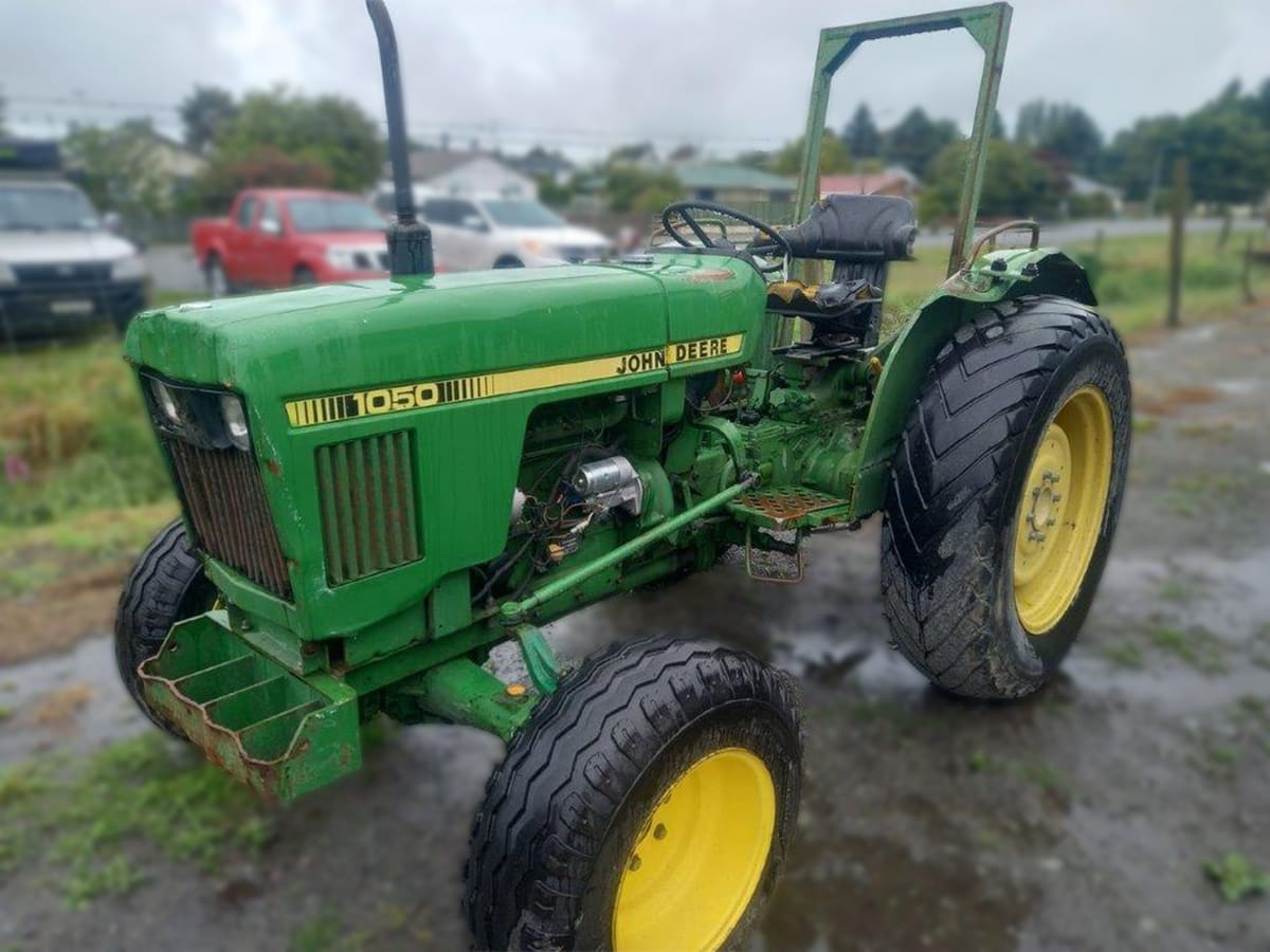 John Deere 1050 Rops - Used Equipment - Drummond & Etheridge