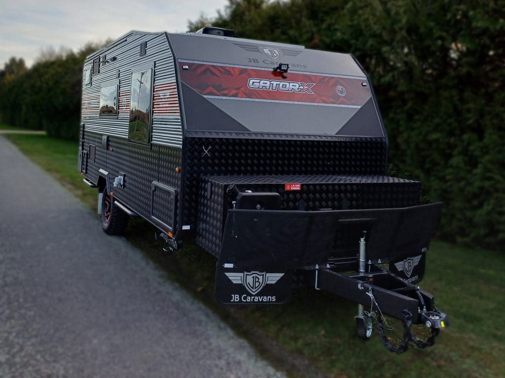 Gator X 17’10" Front Door L Lounge - Drummond & Etheridge