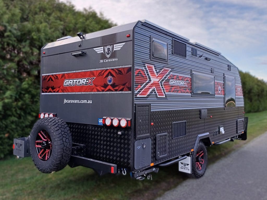 Gator X 17’10" Front Door L Lounge - Drummond & Etheridge