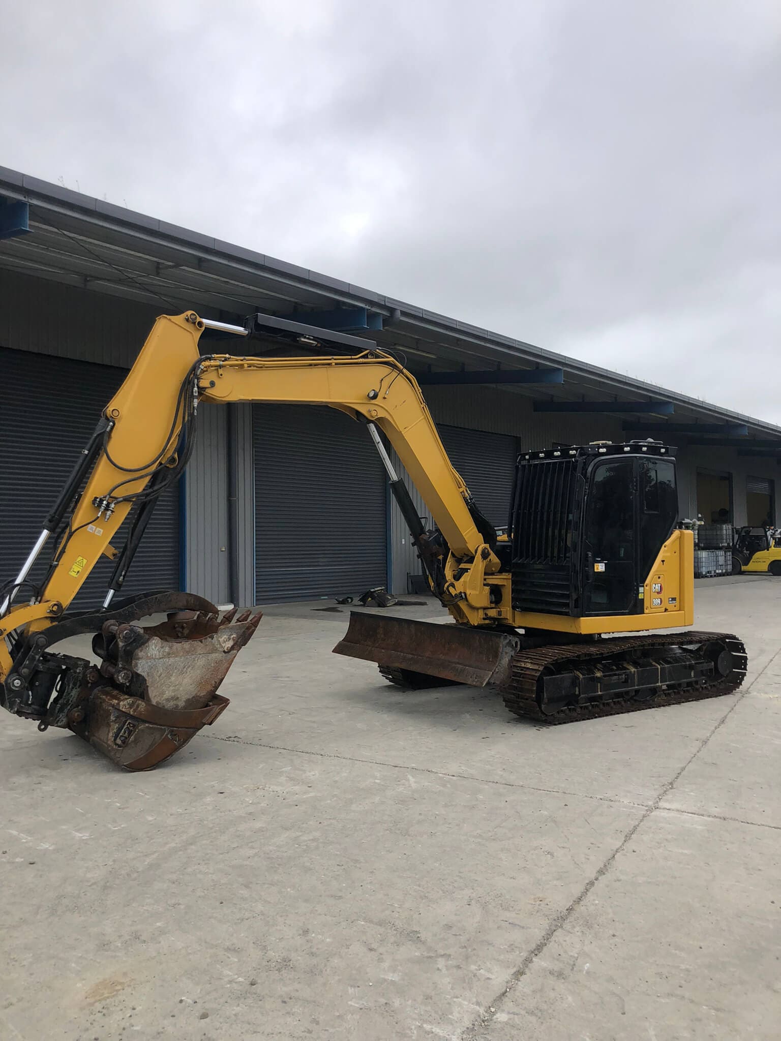 Caterpillar 309 CR - Used Equipment - Drummond & Etheridge