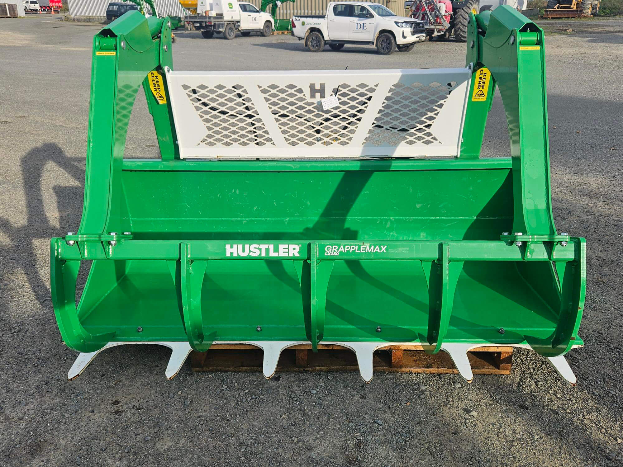 Hustler LX250 GrappleMax - Used Equipment - Drummond & Etheridge