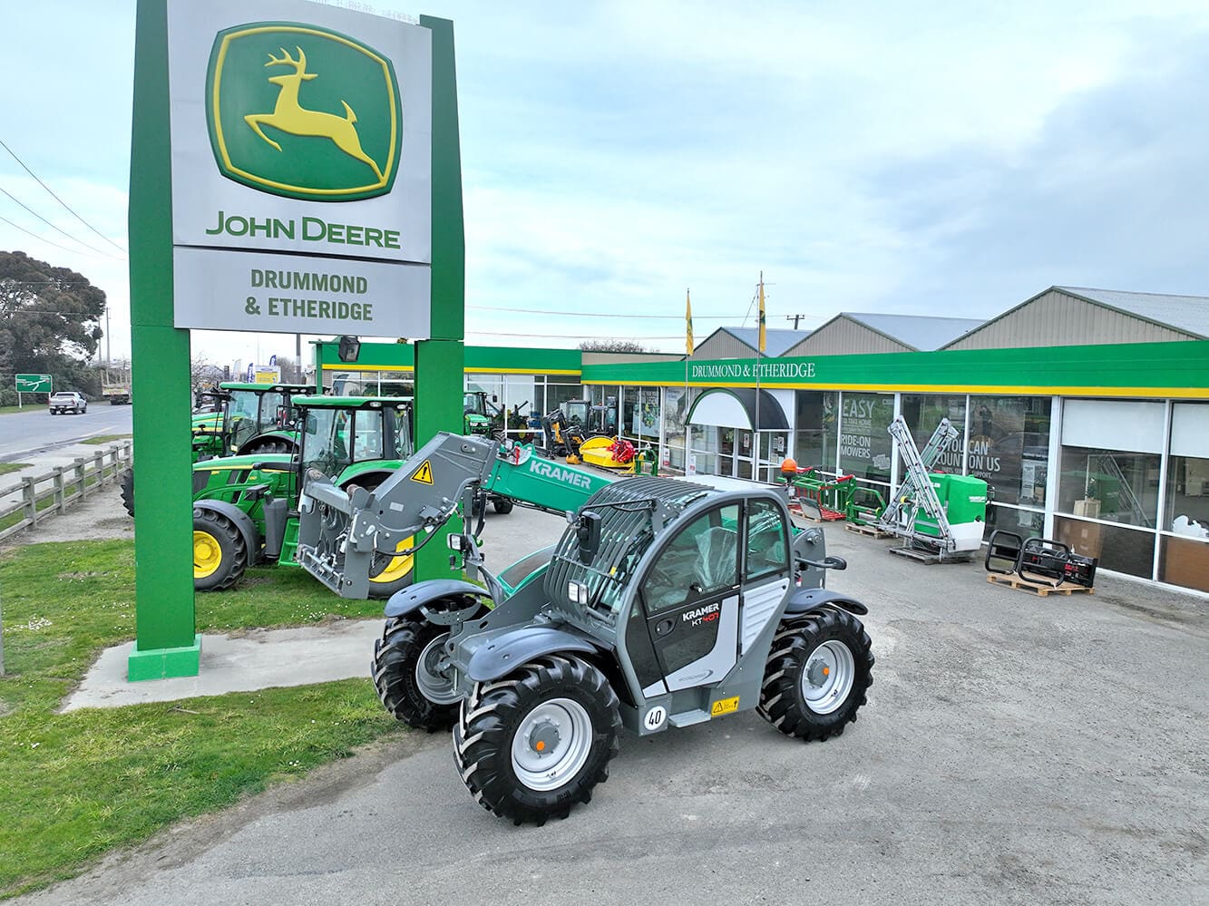 Kramer KT407 Telehandler - Featured Stock - Drummond & Etheridge
